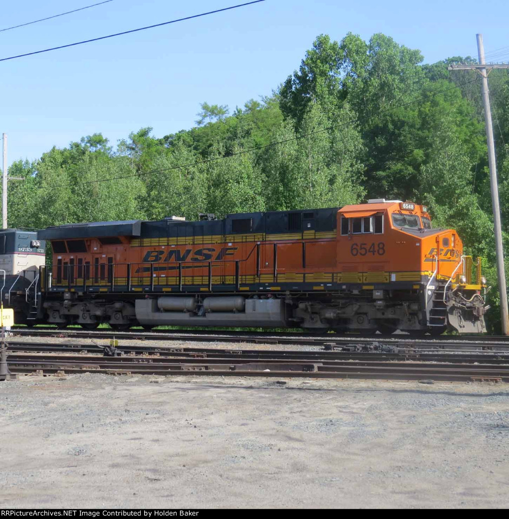 BNSF 6548